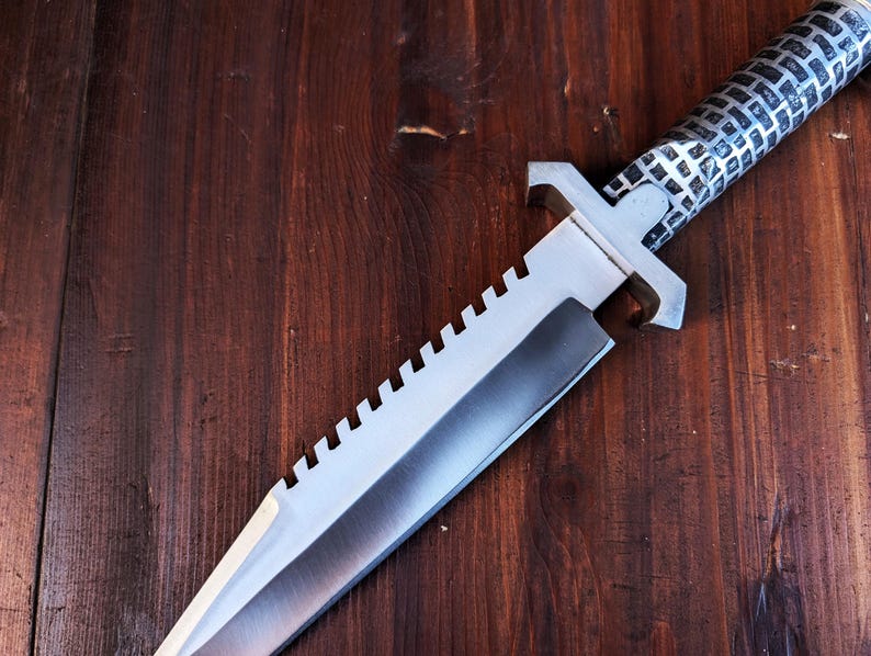 Handmade D2 Steel Resident Evil Knife: Chris Redfield Survival Replica ...