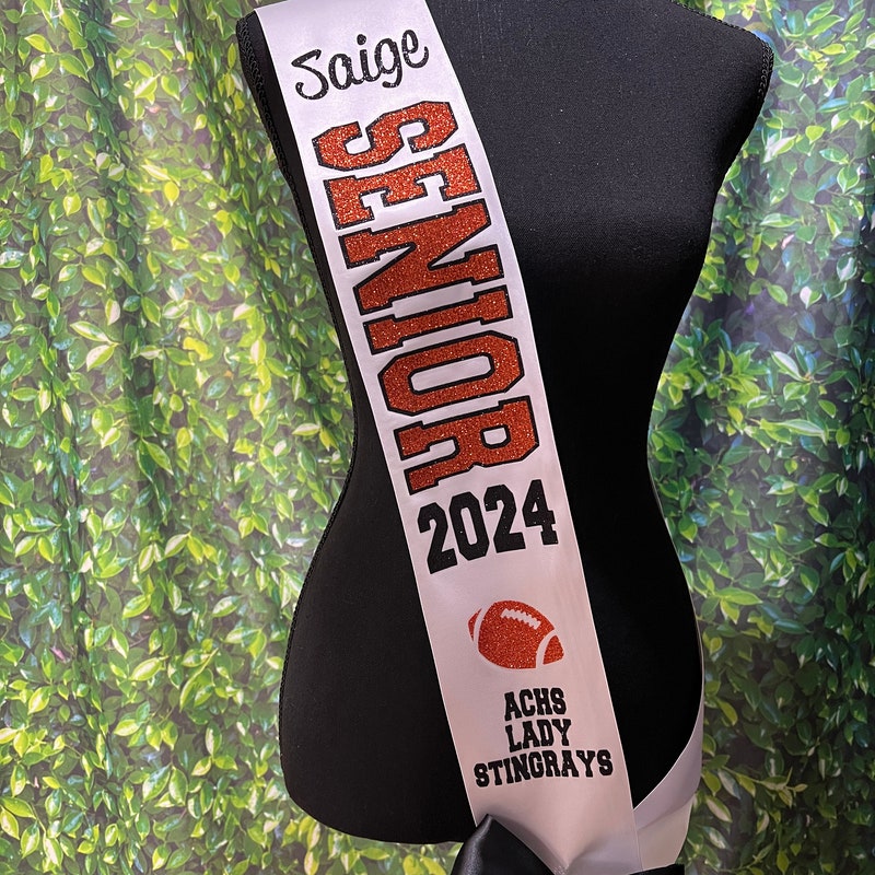 Senior Football Gift - 60+ Gift Ideas for 2025