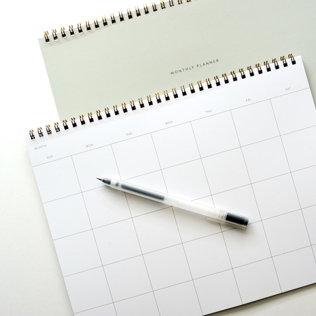 Monthly Planner, Undated Calendar, Spiral Planner, Minimal Calendar ...