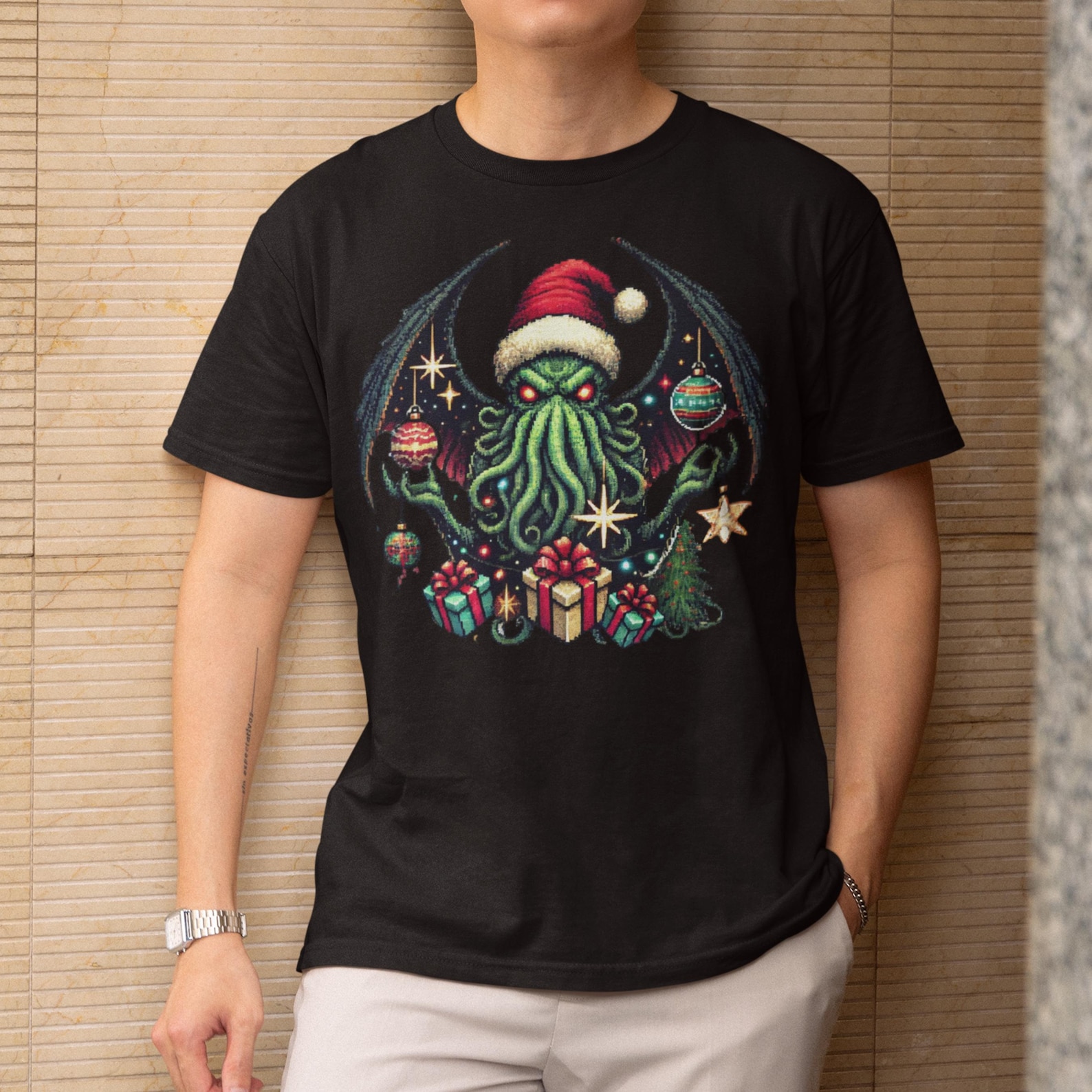 Cthulhu Christmas Pixel Art T-shirt, Festive Lovecraft Holiday Design ...
