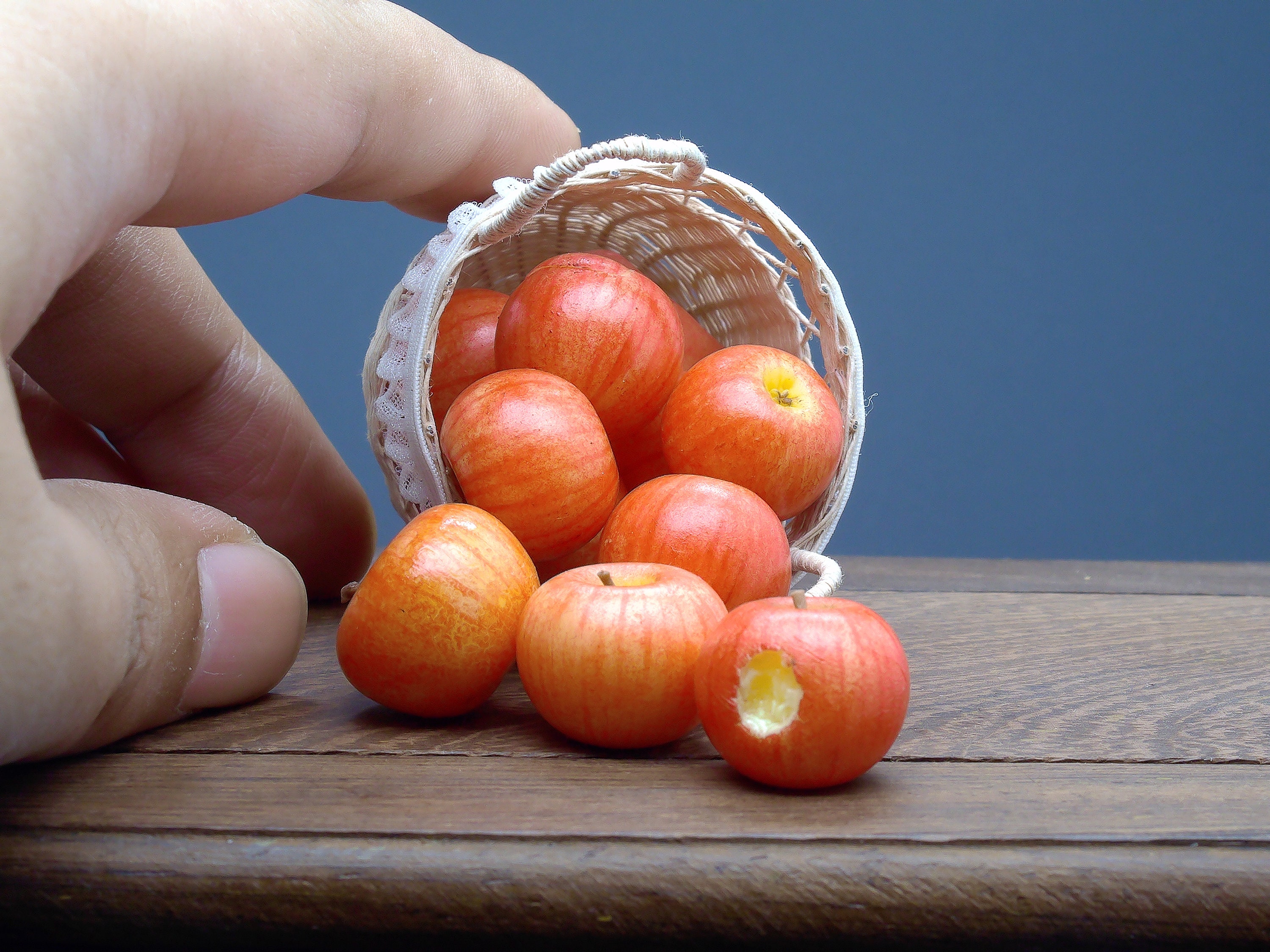 1/12 Scale Realistic Miniature Apple- Dollhouse Food | Fake Food ...