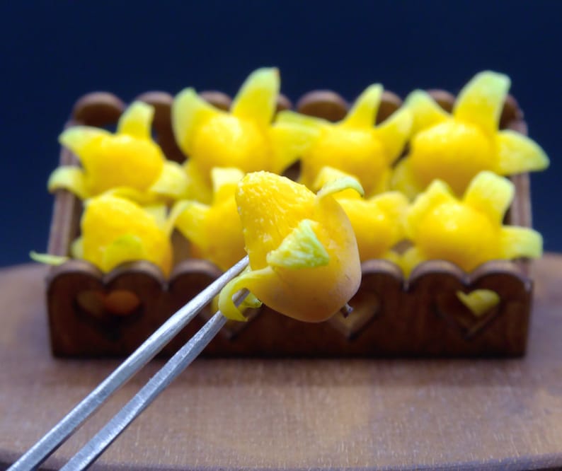 1:12 Scale Realistic Miniature Mango - Dollhouse Food | Fake Food ...