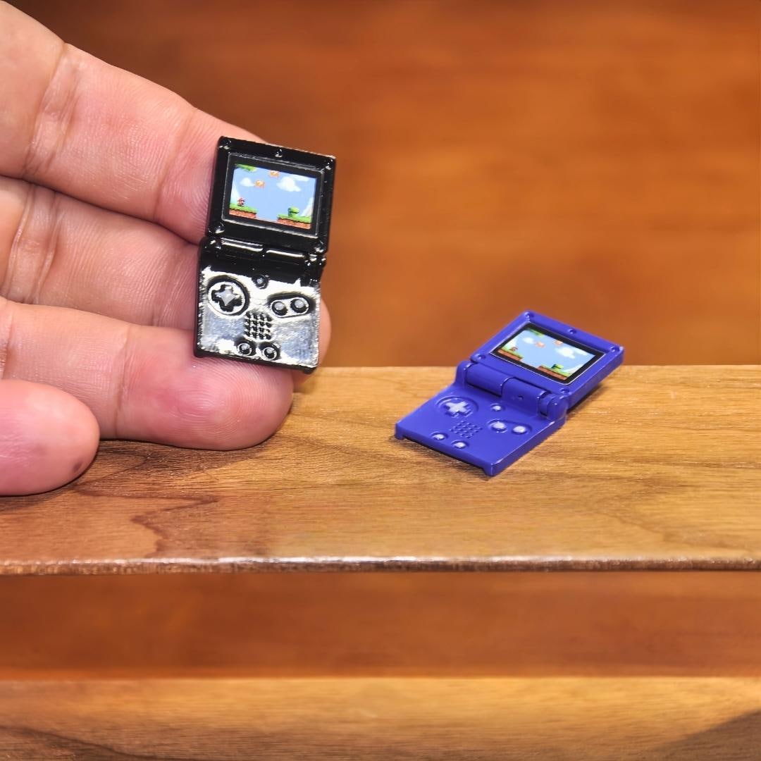 DIY Miniature Arcade Machine Kit - Buildable Dollhouse Accessories (2 ...