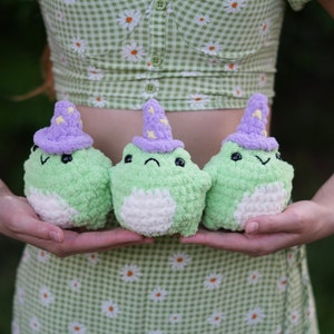 Wizard FROG Stuffed Animal Cheeky Frog Amigurumi Thicc Wizard Frog ...