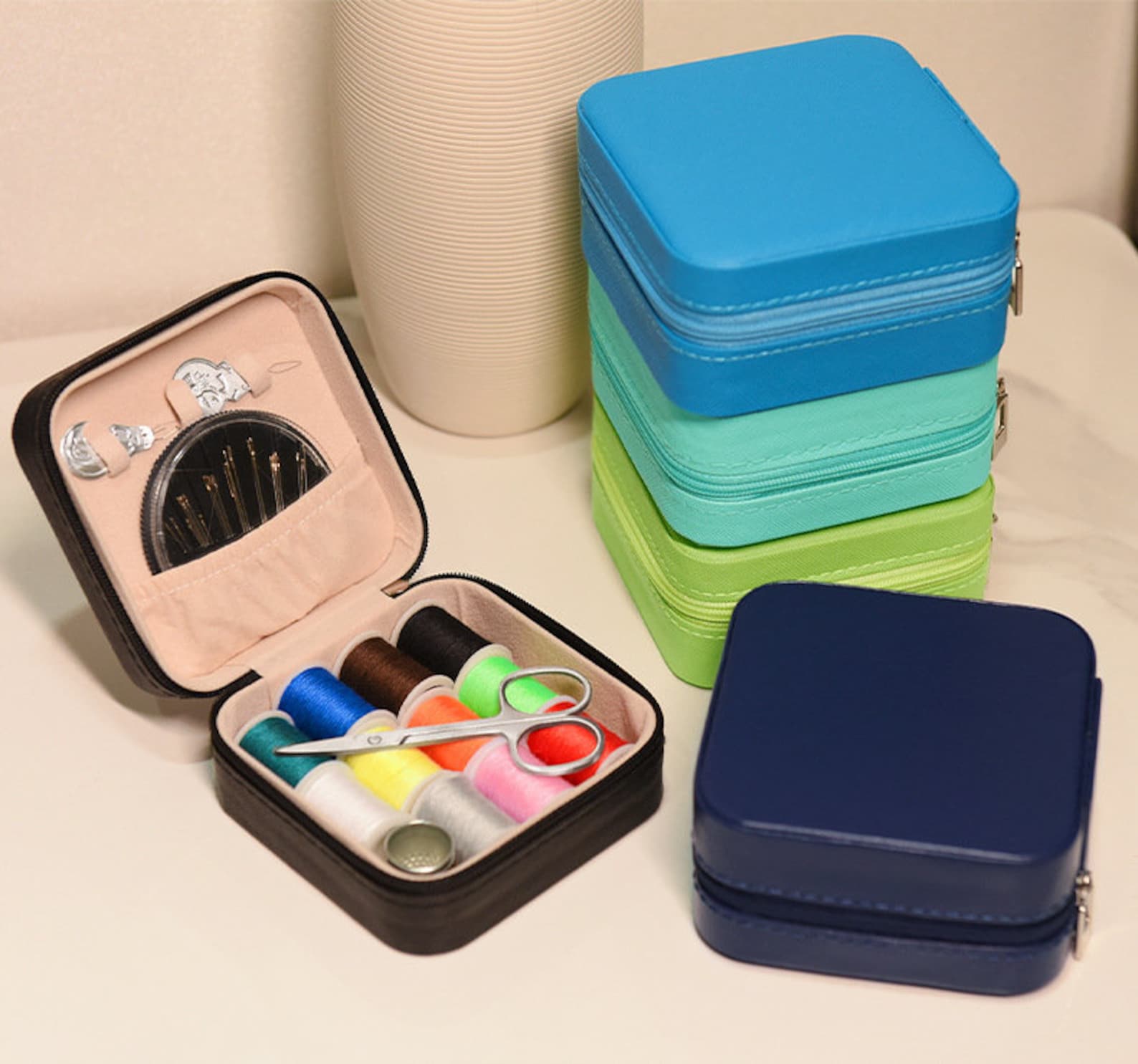 16 Pcs Luxury Mini Travel Sewing Kit Compact Portable Household ...
