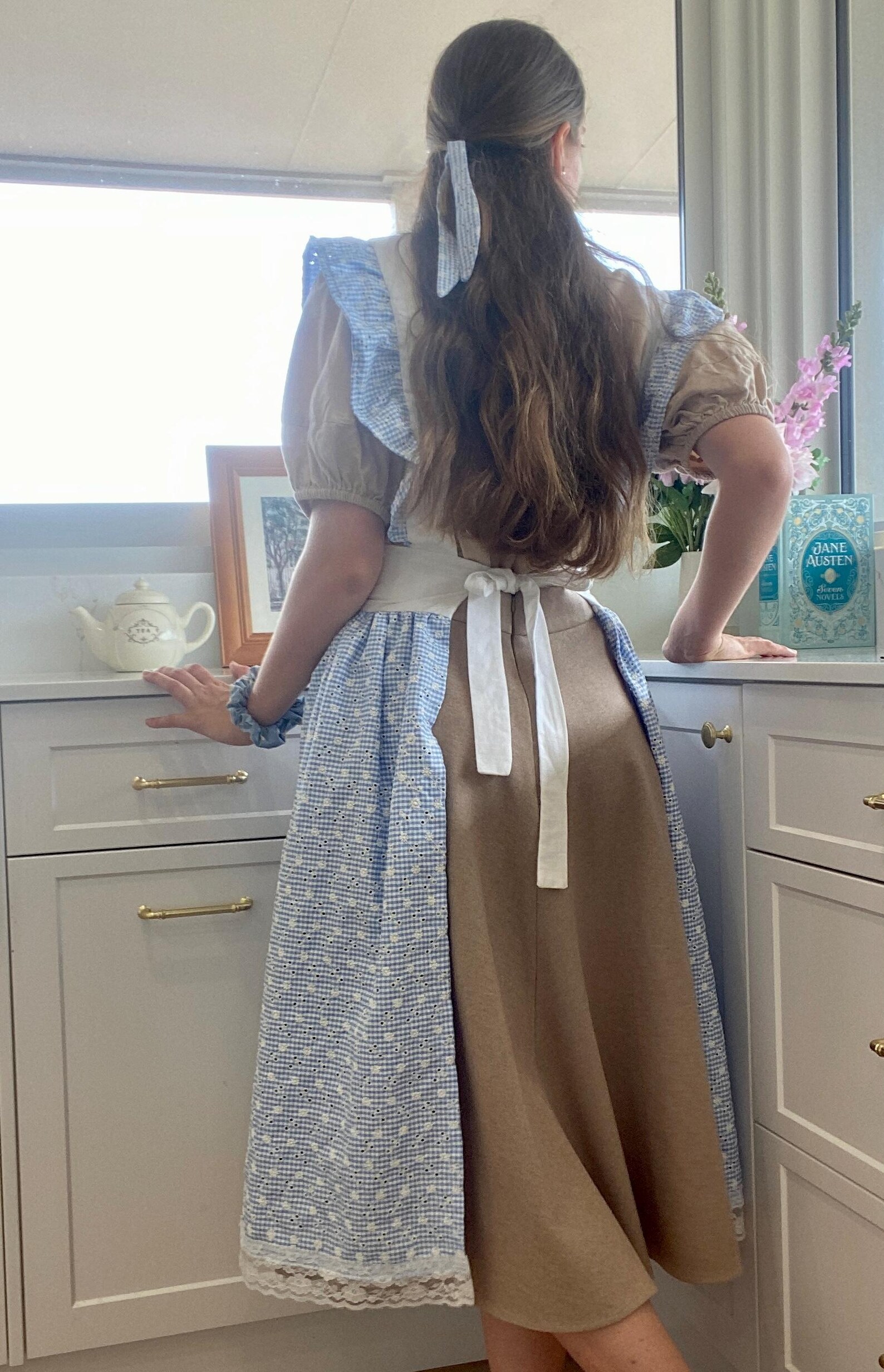 Jane Apron -- Full Apron for Women, Broderie Anglaise Apron - Etsy
