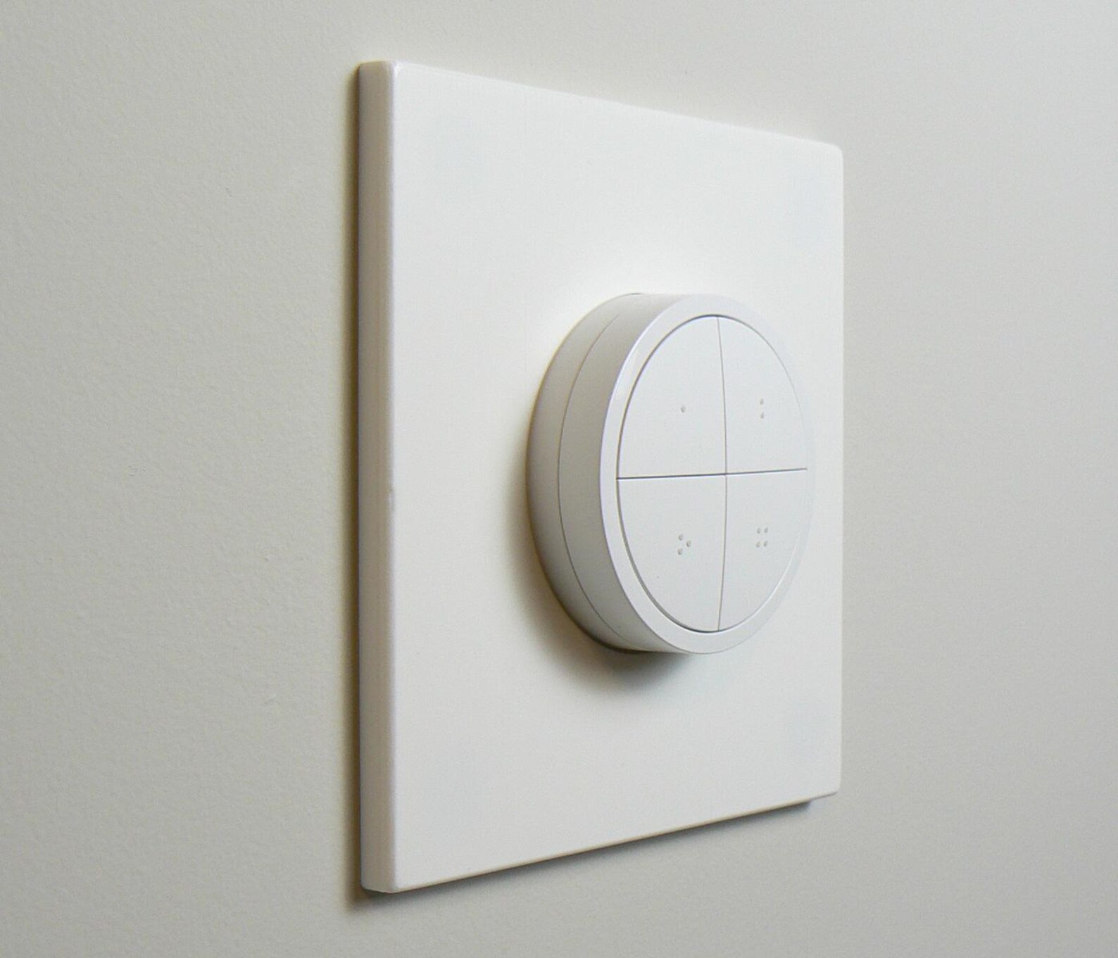 Philips Hue Tap Dial Screwless Replacement Light Switch Wall Plate ...
