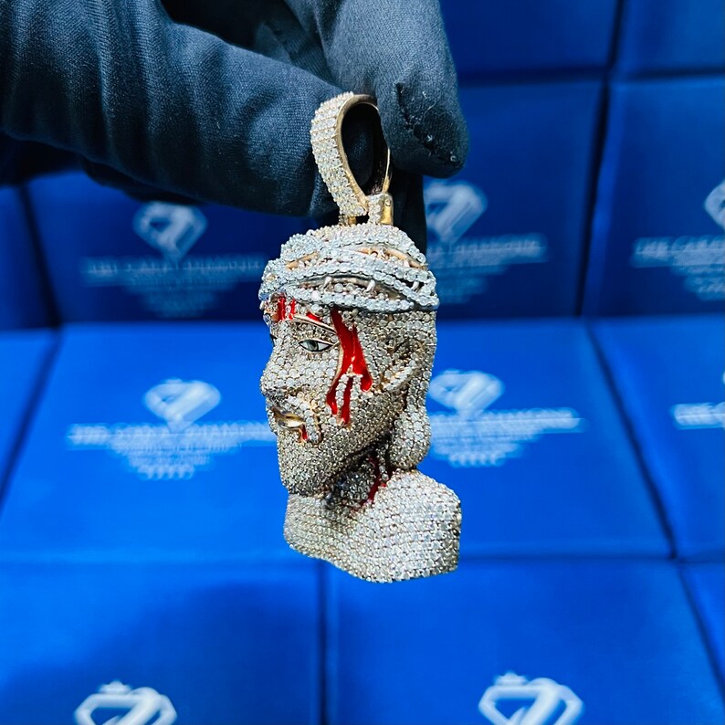 Custom Iced Out 3D Jesus Face Pendant With Enamel, 1.5"x3.0" for Men ...