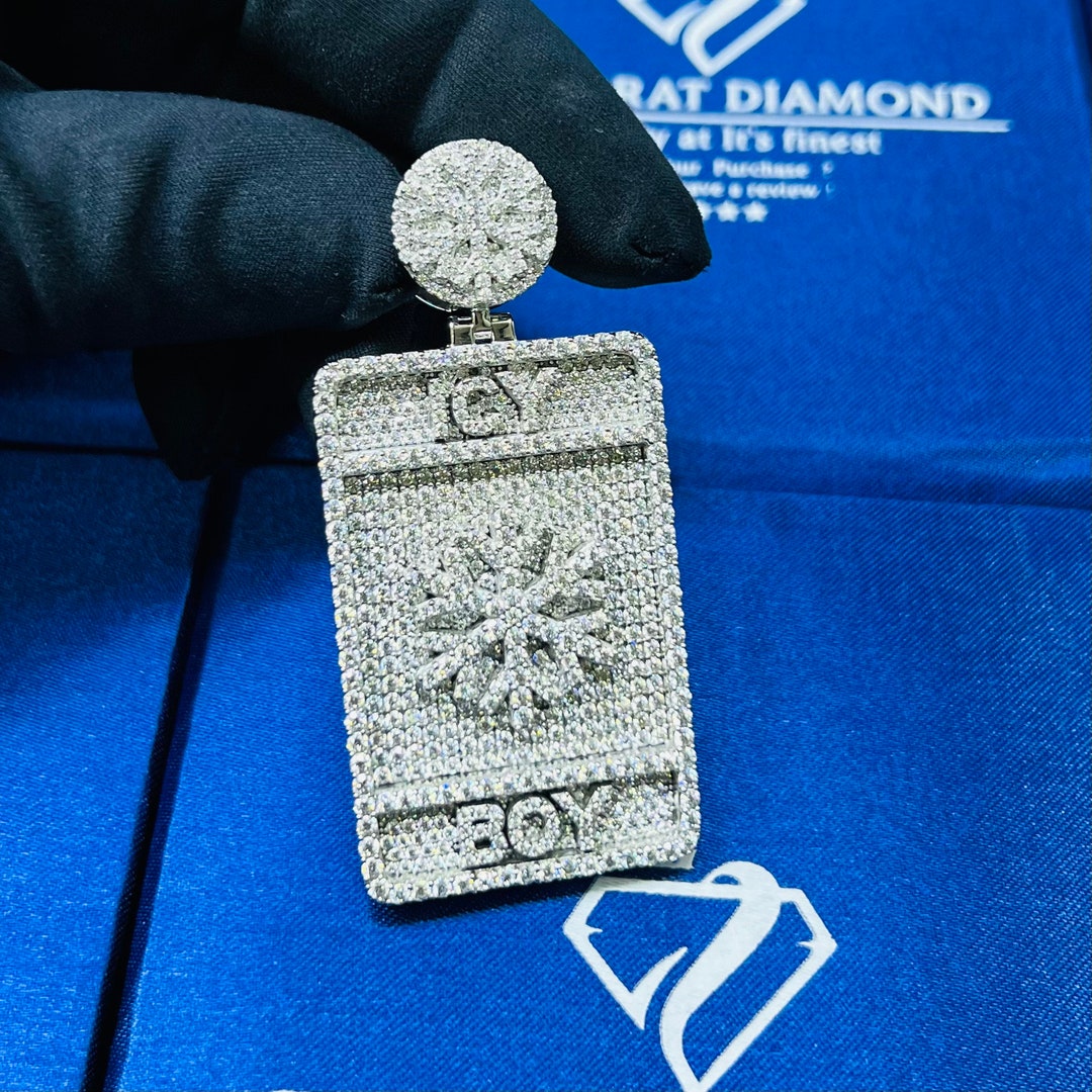 Rectangular 3D Custom Hip Hop Pendant | Custom Bail | VVS1 Moissanite ...