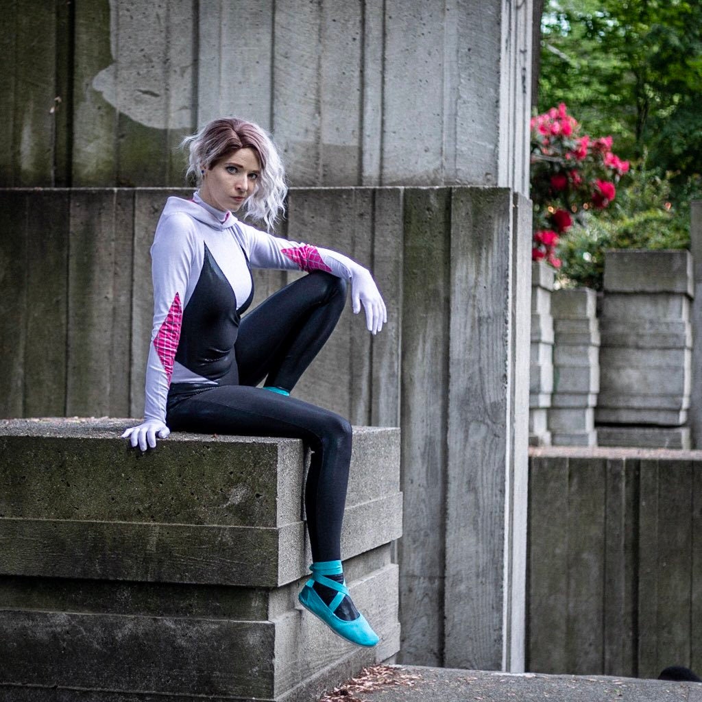 Spidergewn Sewing Cosplay Pattern Into the Spiderverse | Etsy