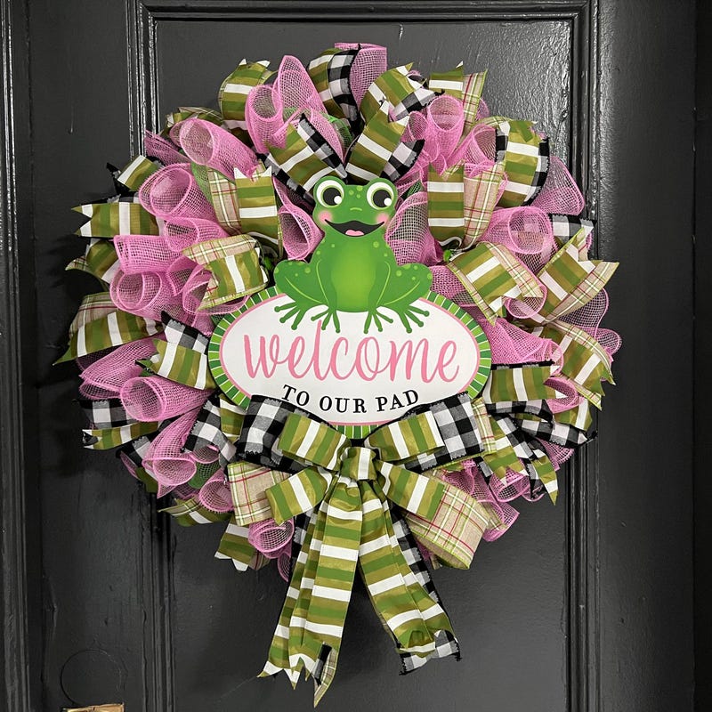 Frog Wreath - Etsy