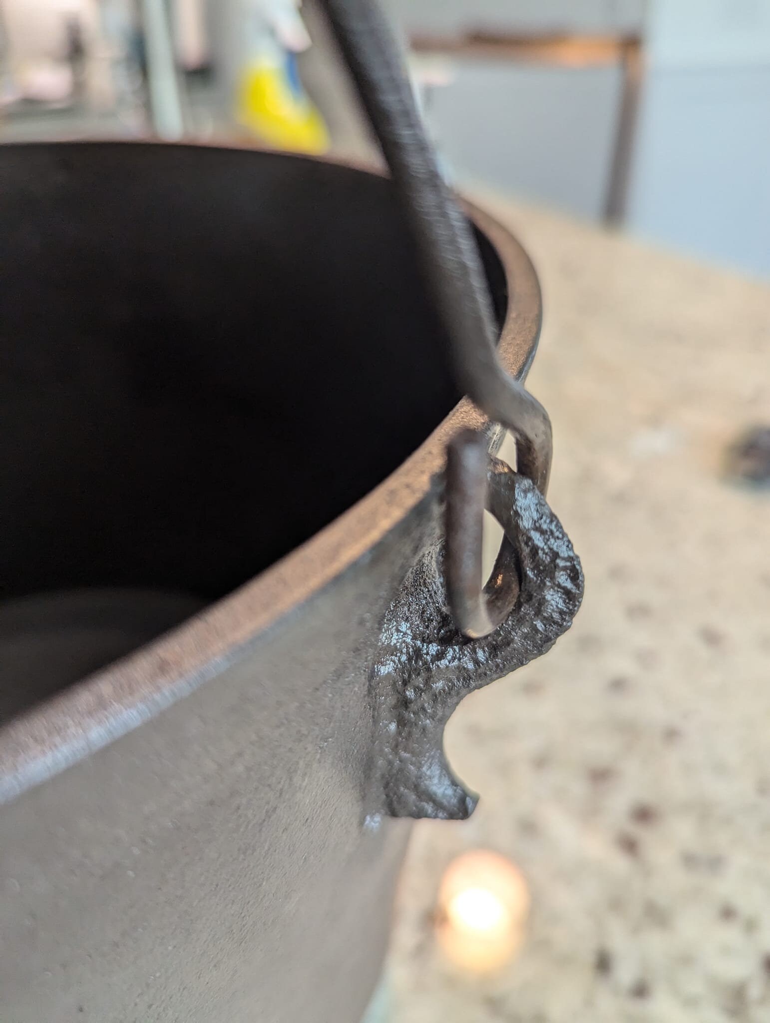 Cast Iron 3 Legged Eccentric Round Bottom Kettle 1880-1910 Range Gate ...