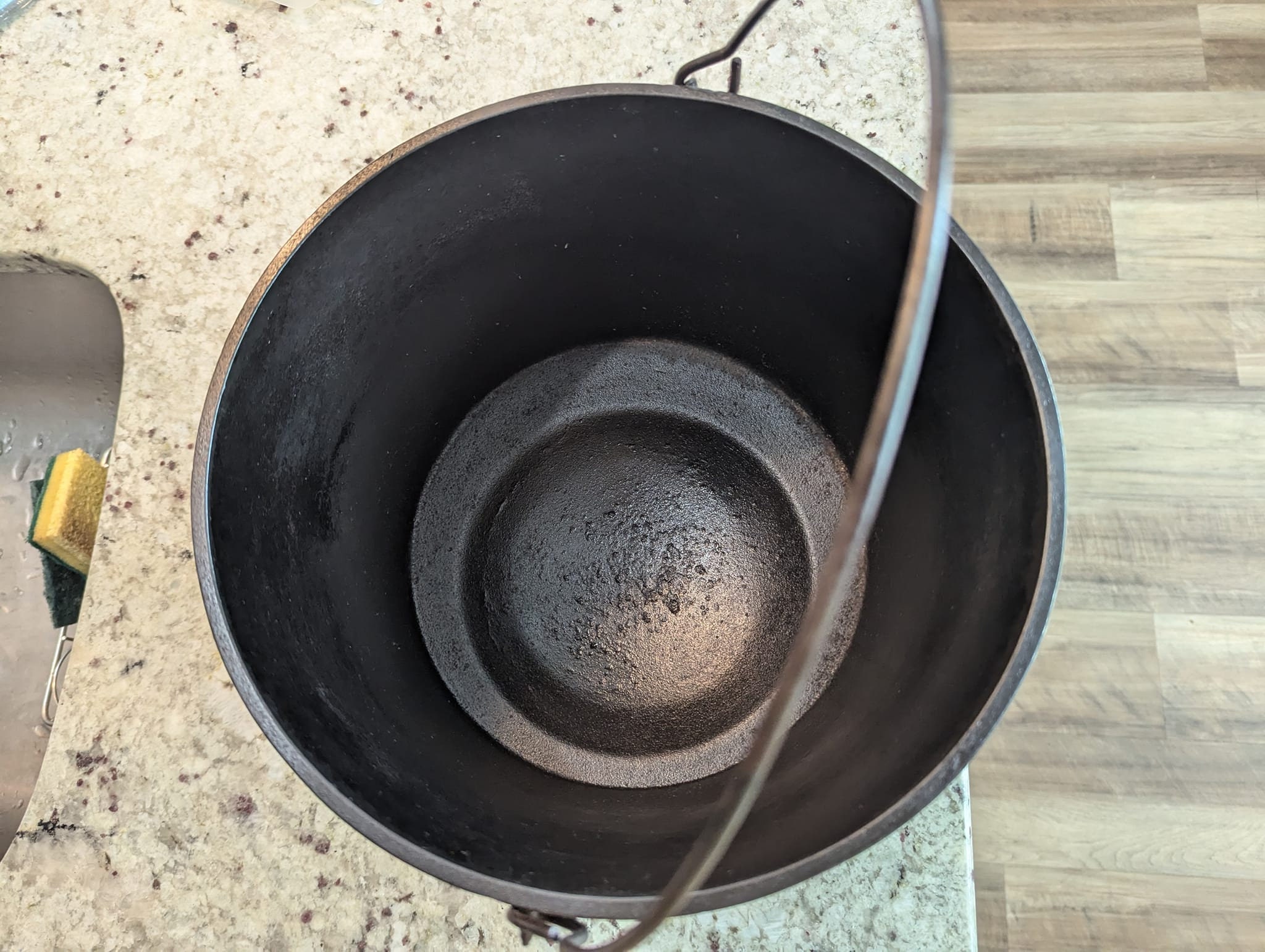 Cast Iron 3 Legged Eccentric Round Bottom Kettle 1880-1910 Range Gate ...