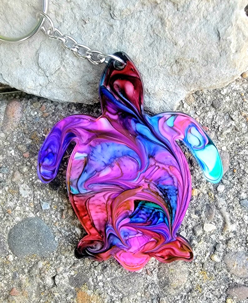 Summertime Sea Turtle Keychain - Etsy