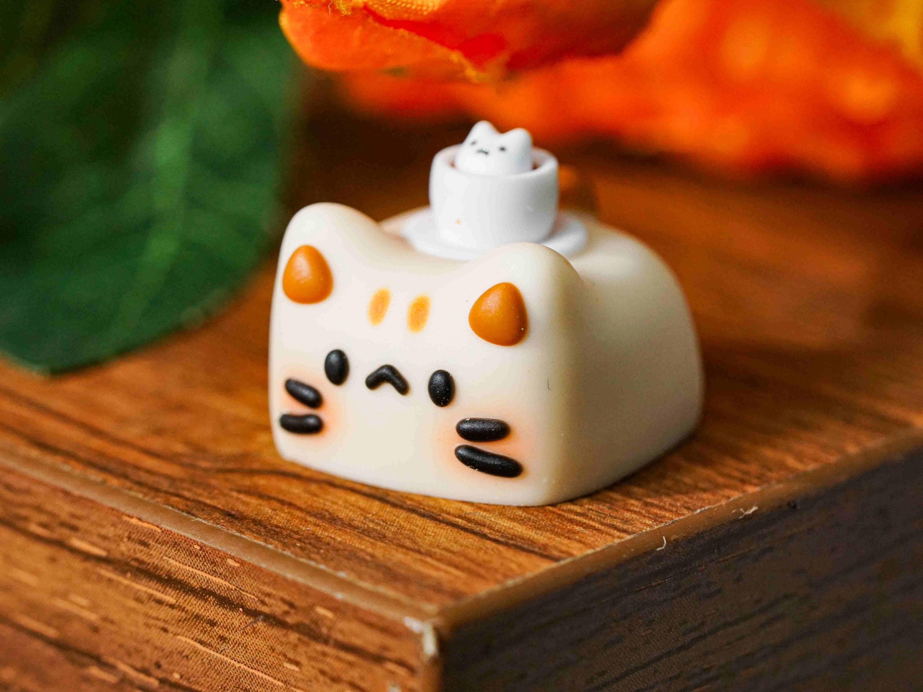 Cute Bunny Keycap, Cute Artisan Keycap for Mechanical Keyboard ...