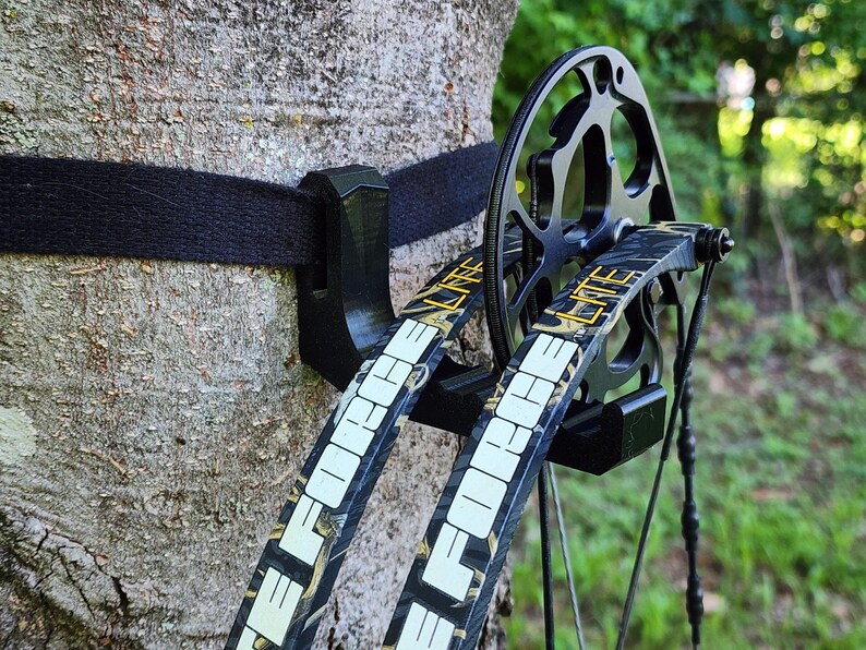 Bow and Rifle Hanger for Saddle Hunting. HYS Tree Strap Gear Hook ...