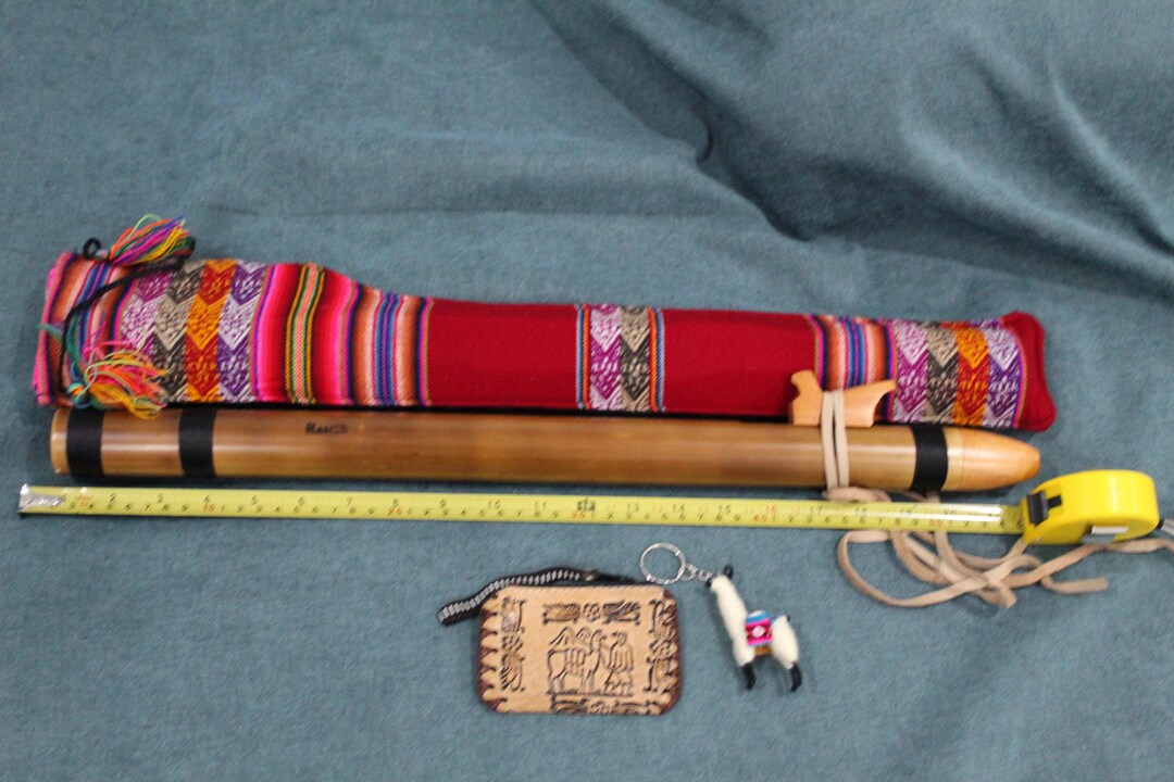 Ramos Flute Native American Indigenous Style FREE Coin Bag & Llama ...