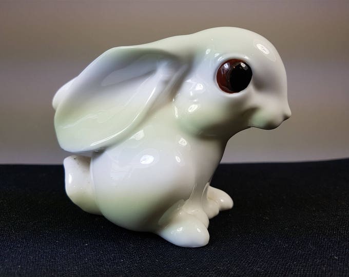 Vintage Ceramic Bunny Rabbit Figurine - Etsy