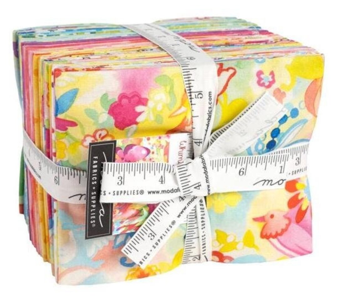 Moda Whimsy Wonderland Fabric Fat Quarter Bundle, 29pc, Momo Fabric ...