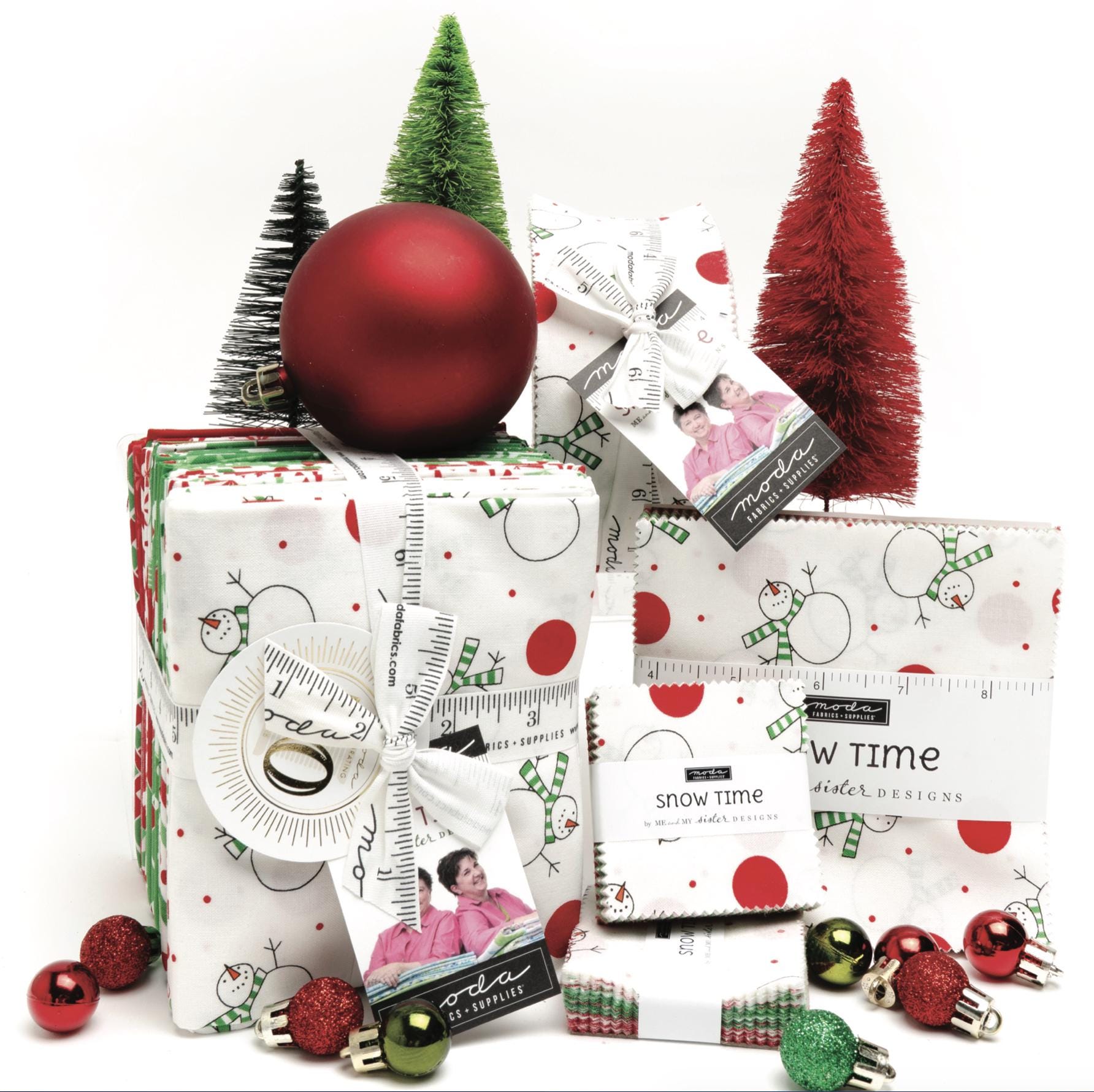 PRE-ORDER, Moda Snow Time Charm Pack, 5" Fabric Squares, Me & My Sister ...