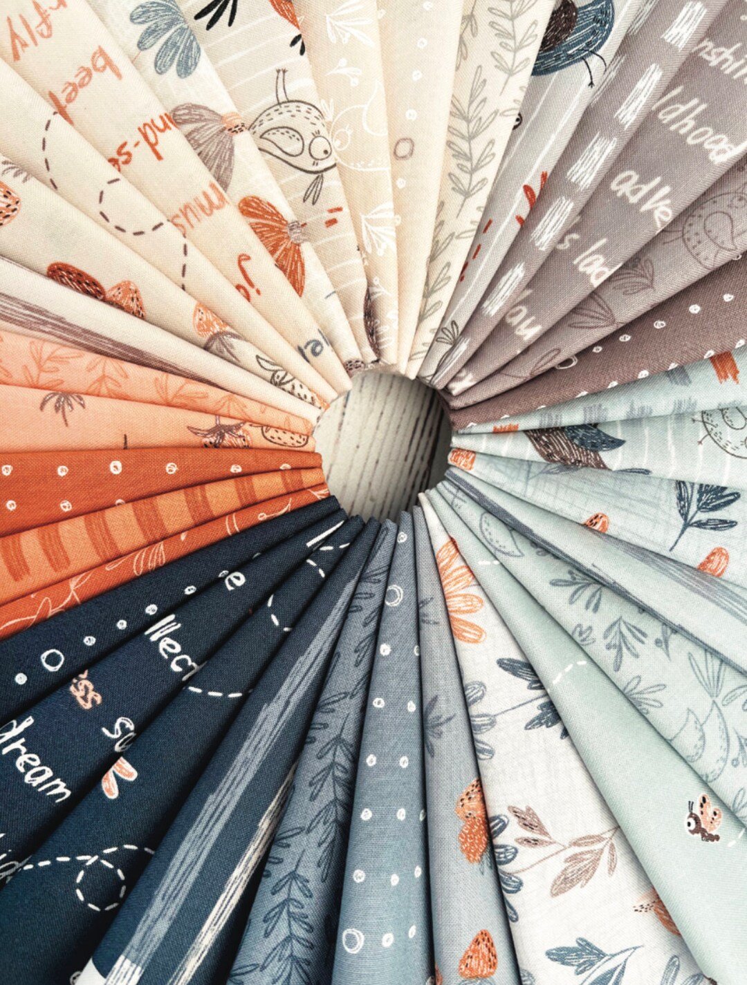 PRE-ORDER, Chirp Fat Quarter Bundle, 33pc, Eleno Amo for Moda Fabric, Birds, Precut Fabric ...