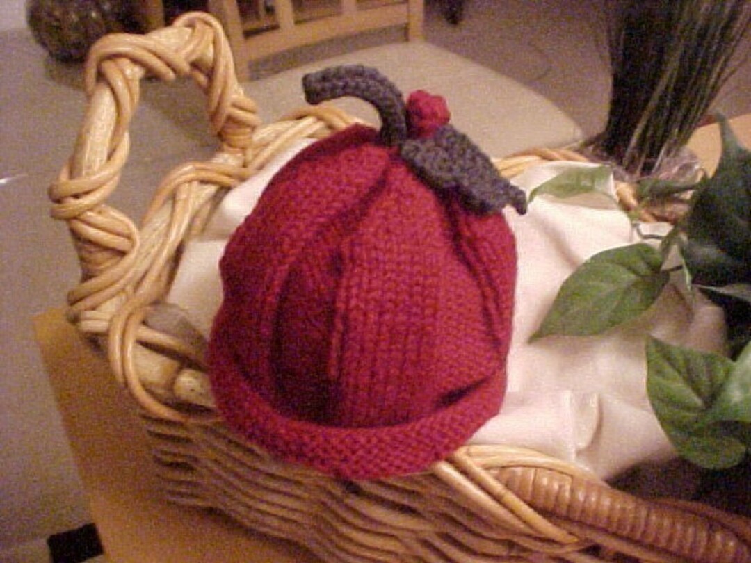 Holly Berry Hat Knitted 5 Sizes Available NB to 4 Yrs - Etsy