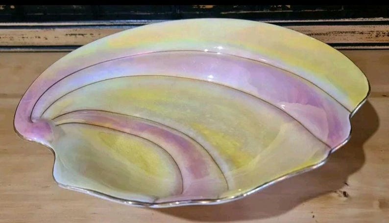 Royal Winton Grimwades Lustre Ware Pink & Yellow Shell With Gold Trim ...