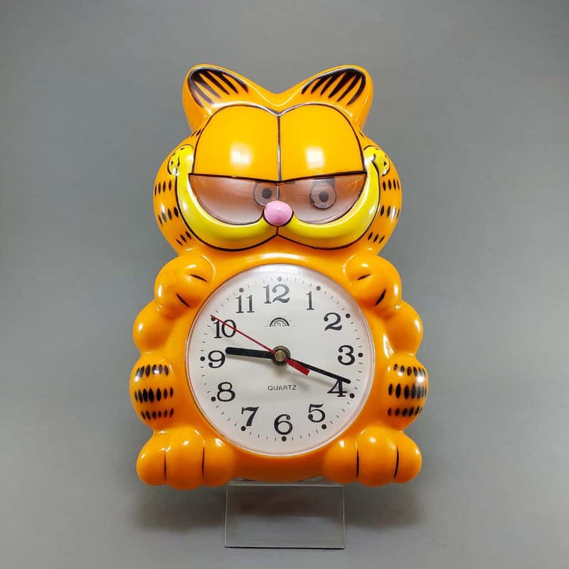 Garfield Clock - Etsy