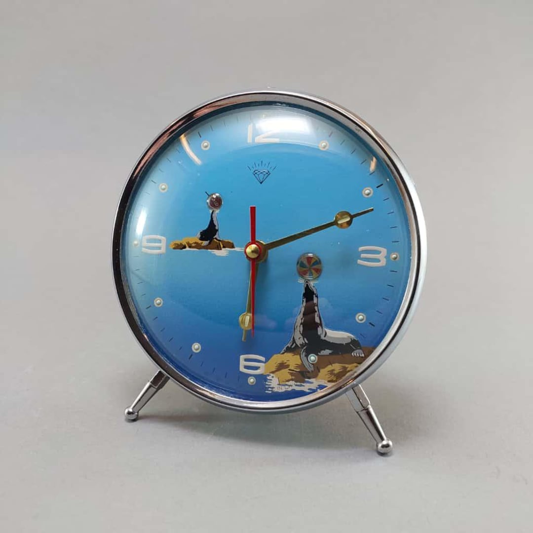 Vintage Animated Seal Alarm Clock: Mechanical Wind-up Table Clock - Etsy