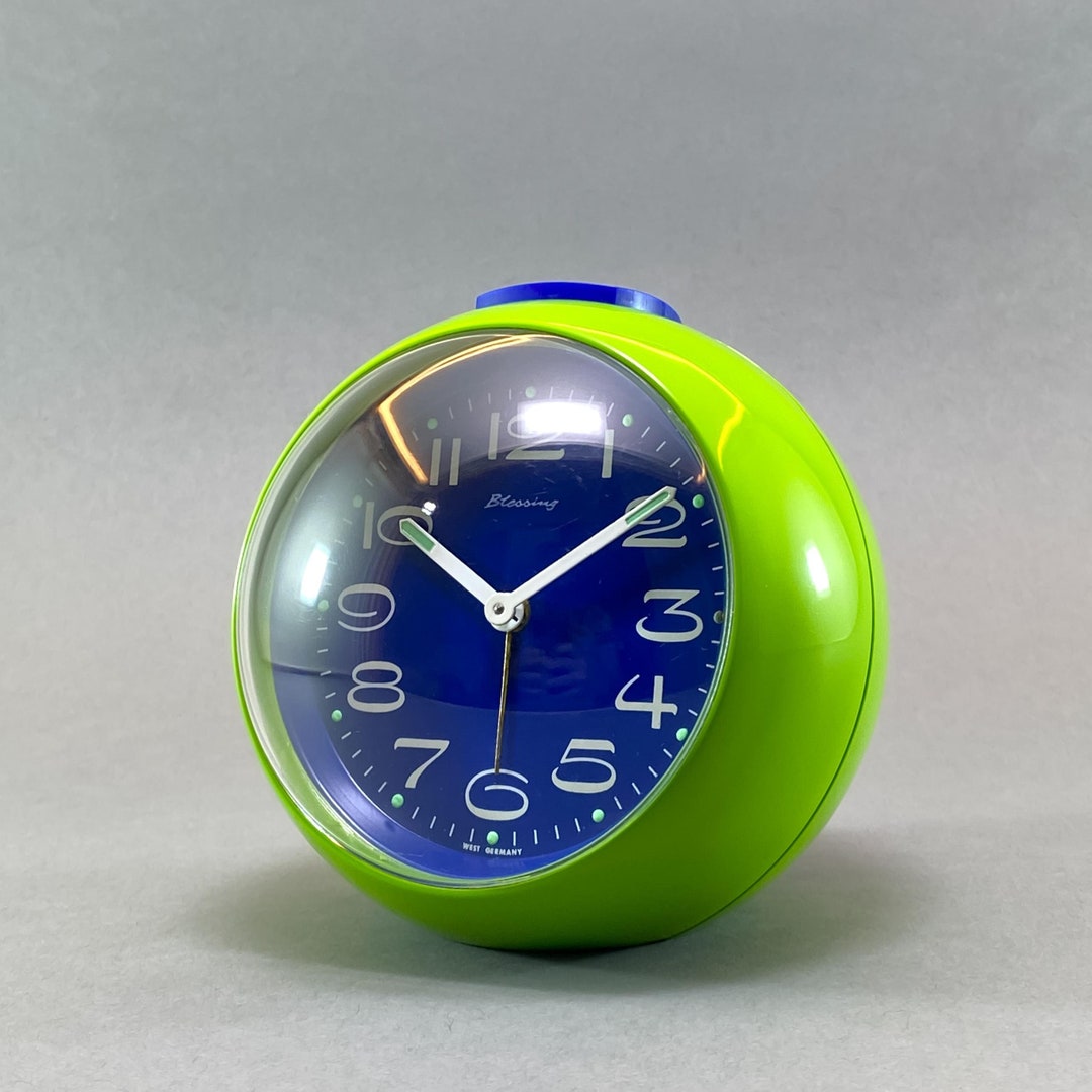 1970s Blessing Table Clock, Vintage Space Age Design Pedestal Clock ...