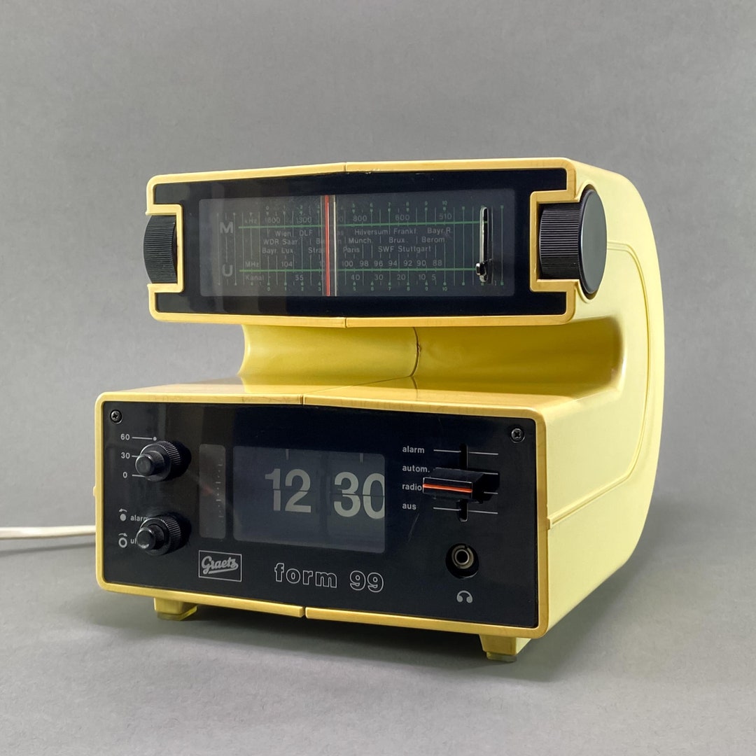 1970s Flip Clock With Radio, Vintage Space Age Design Alarm Clock, FM ...