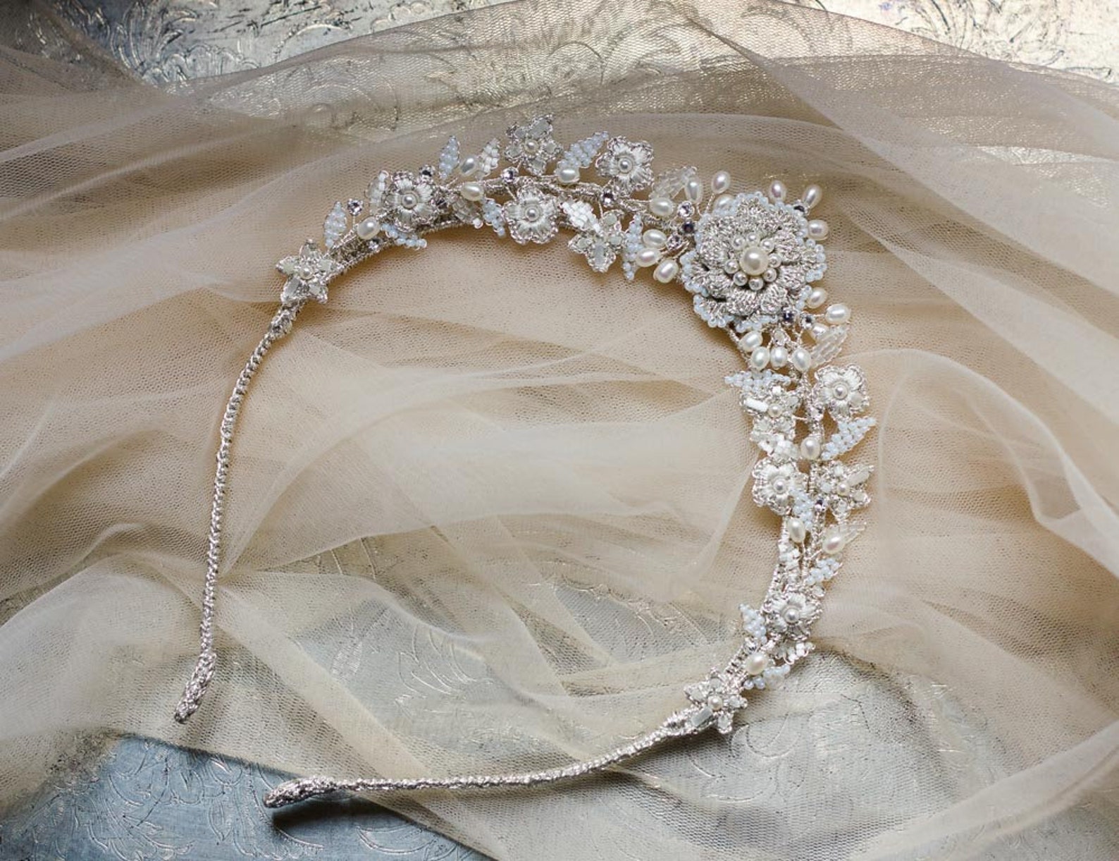 Delicate Floral Wedding Tiara Regency-inspired Bridal Crown Lace ...