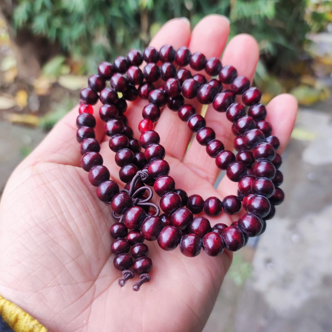Tibetan Red Wood Carved 108 Round Shape Mala Beads, Buddha Bracelet ...