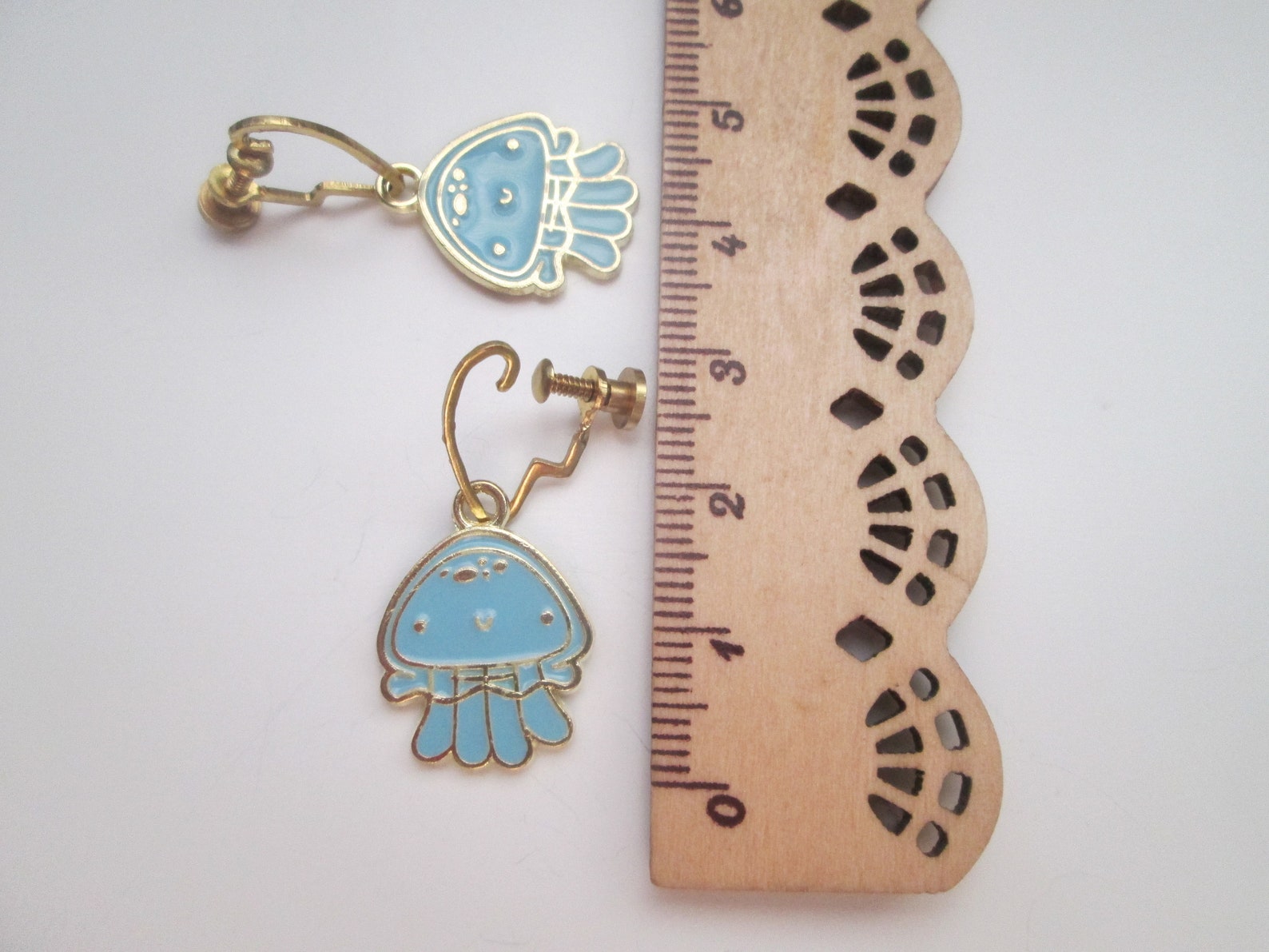 Enameled Cartoon Jellyfish Invisible Clip on Screw Back Metal - Etsy