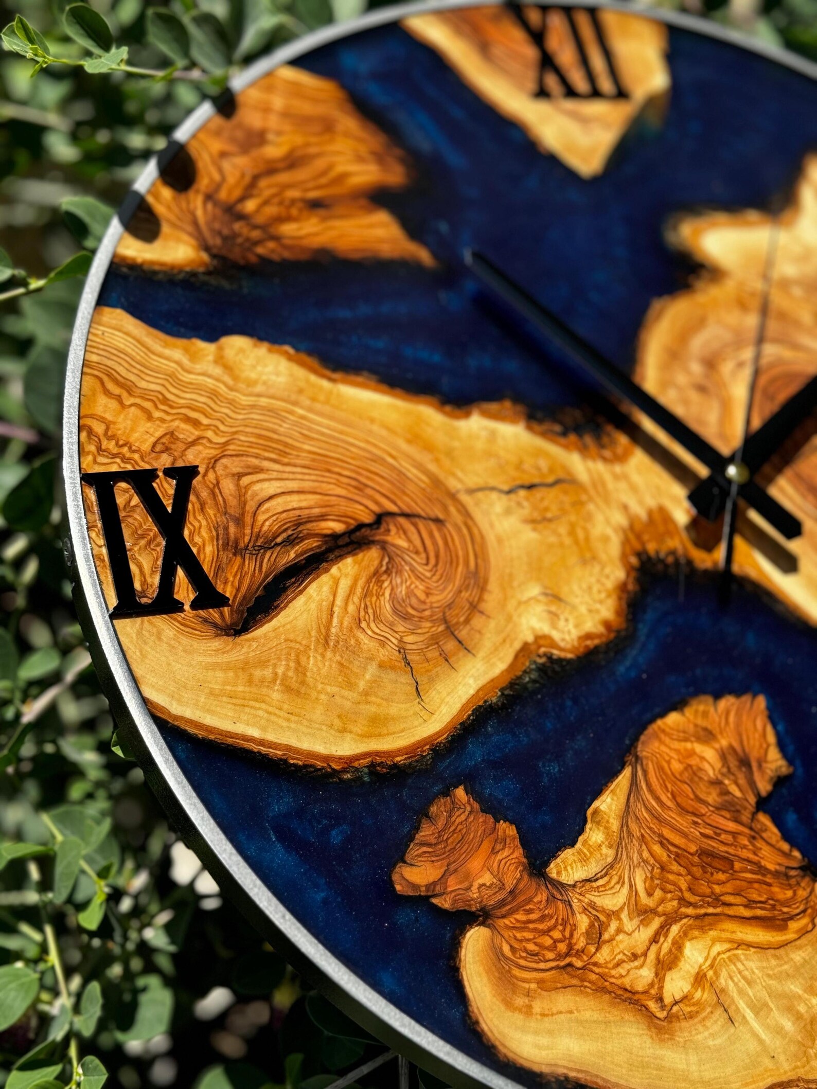 Epoxy Wooden Clock, Handcrafted Epoxy Clock, Custom Epoxy Wood Clock ...