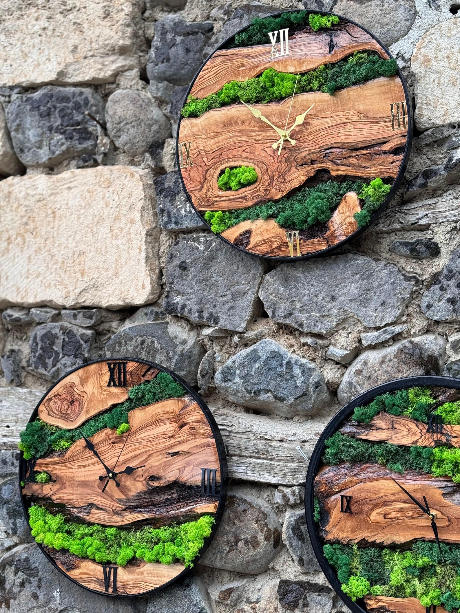 Decorative Live Edge Wooden Wall Clock , Rustic Tree Slice Wall Clock ...