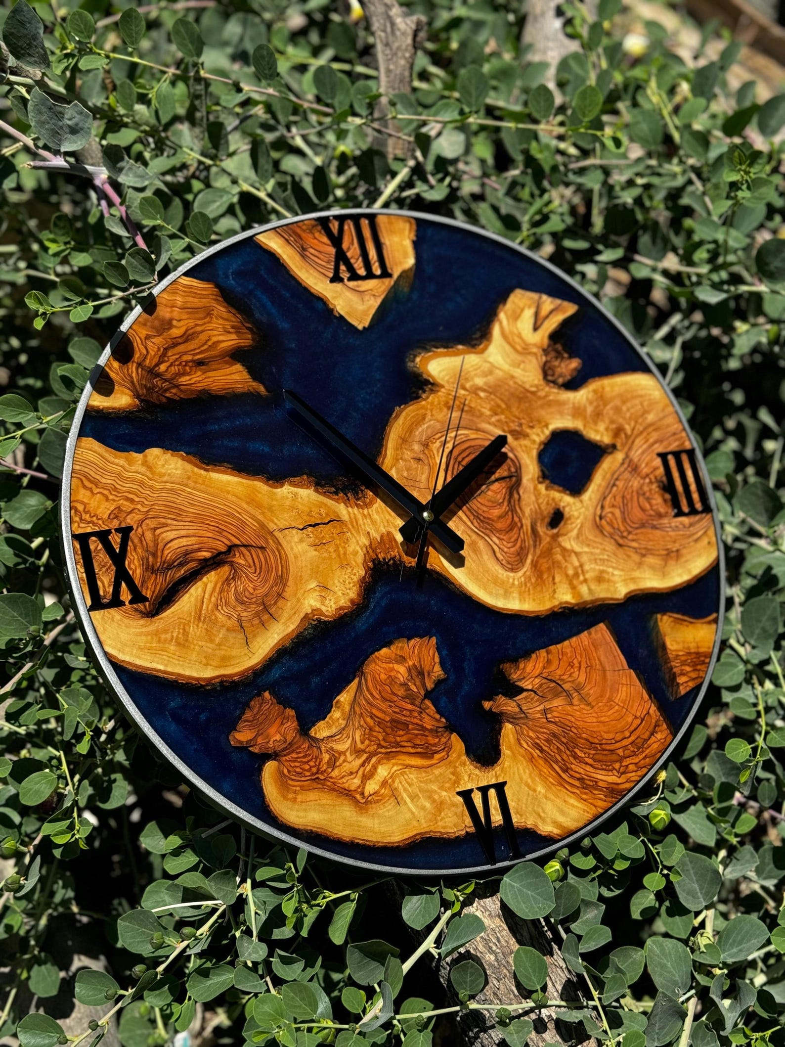 Epoxy Wooden Clock, Handcrafted Epoxy Clock, Custom Epoxy Wood Clock ...