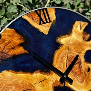 Epoxy Wooden Clock, Handcrafted Epoxy Clock, Custom Epoxy Wood Clock ...