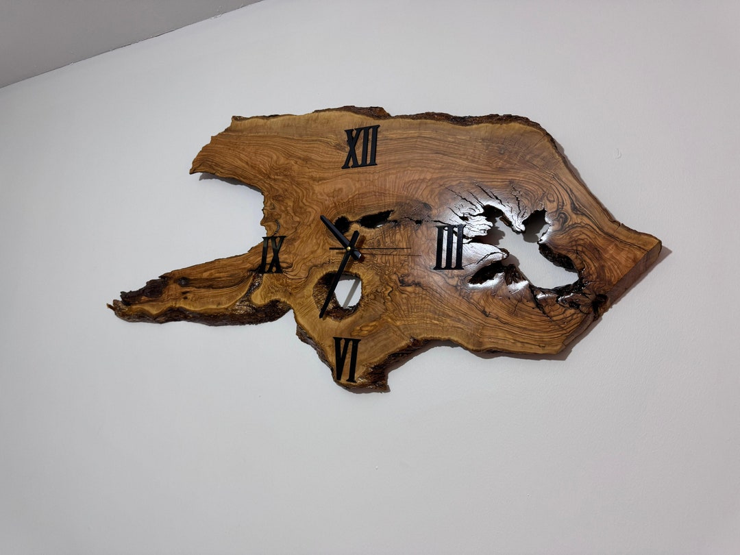 Live Edge Wall Clock, Farmhouse Style Wooden Decorative Home Decor, Bar ...