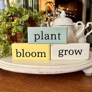 Plant Grow Bloom Mini Shelf Sitter Blocks - Garden Stacking Blocks ...