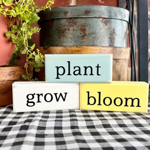 Plant Grow Bloom Mini Shelf Sitter Blocks - Garden Stacking Blocks ...