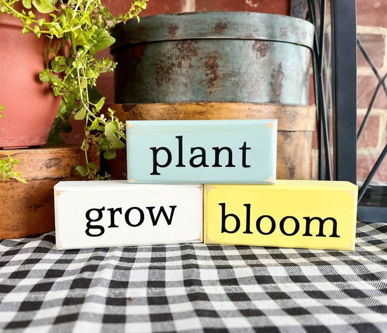 Plant Grow Bloom Mini Shelf Sitter Blocks - Garden Stacking Blocks ...