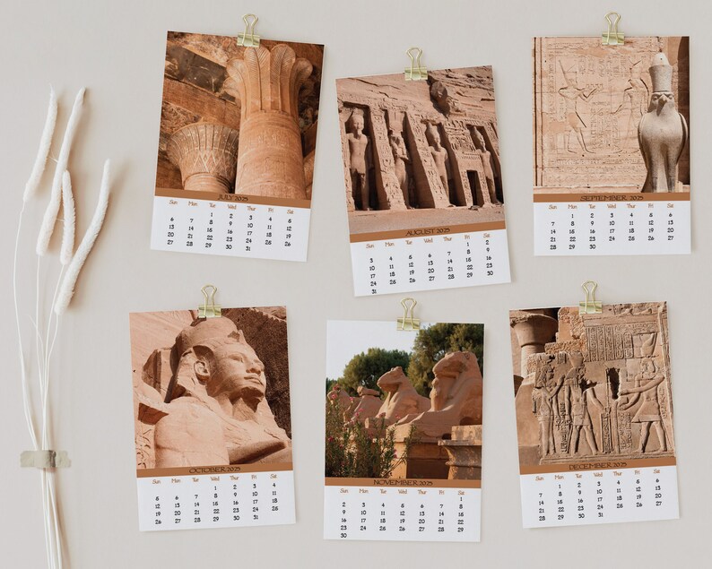 2025 Printable 5x7 Photo Calendar of the Egyptian Pyramids Instant ...