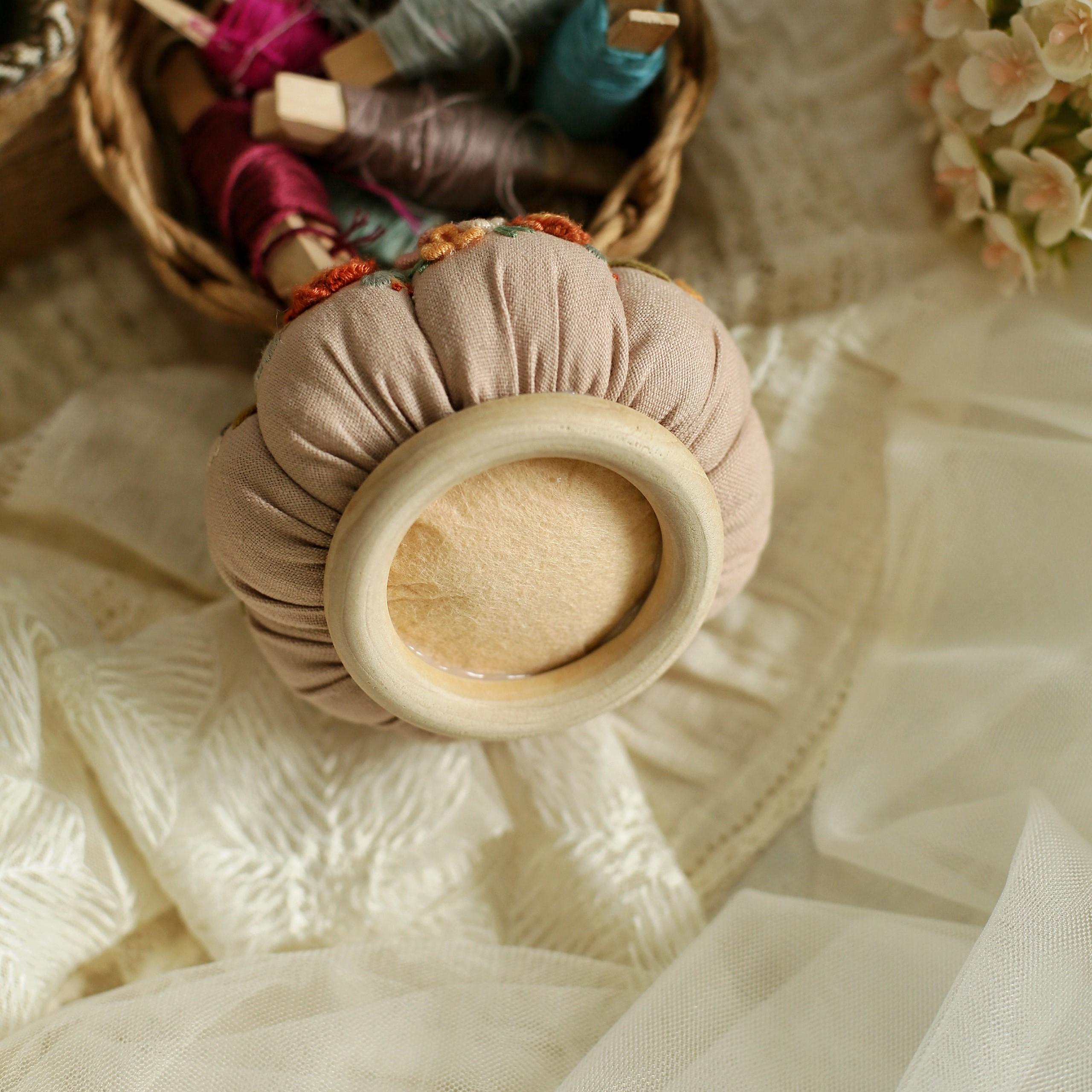 Hand-embroidered Linen Pincushion: Floral Pumpkin Design, Pincushion - Etsy