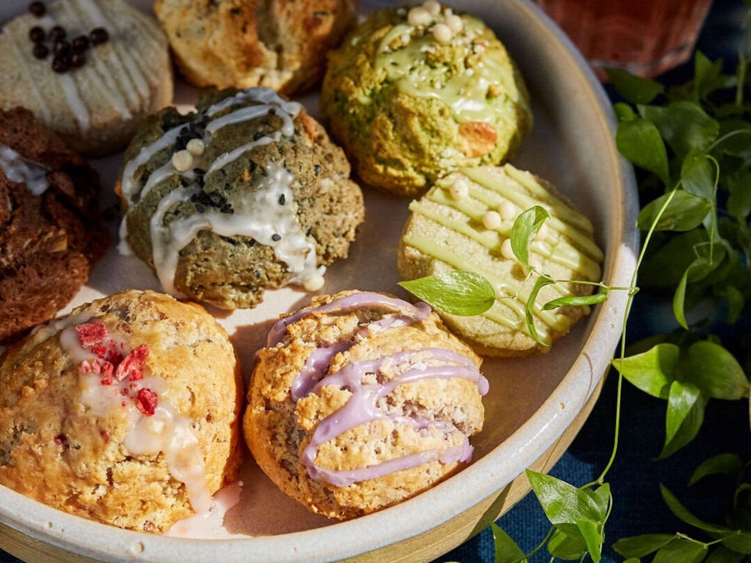 Freshly Baked Scones assortment 6 Pack Large or 12 Pack Mini Scone - Etsy