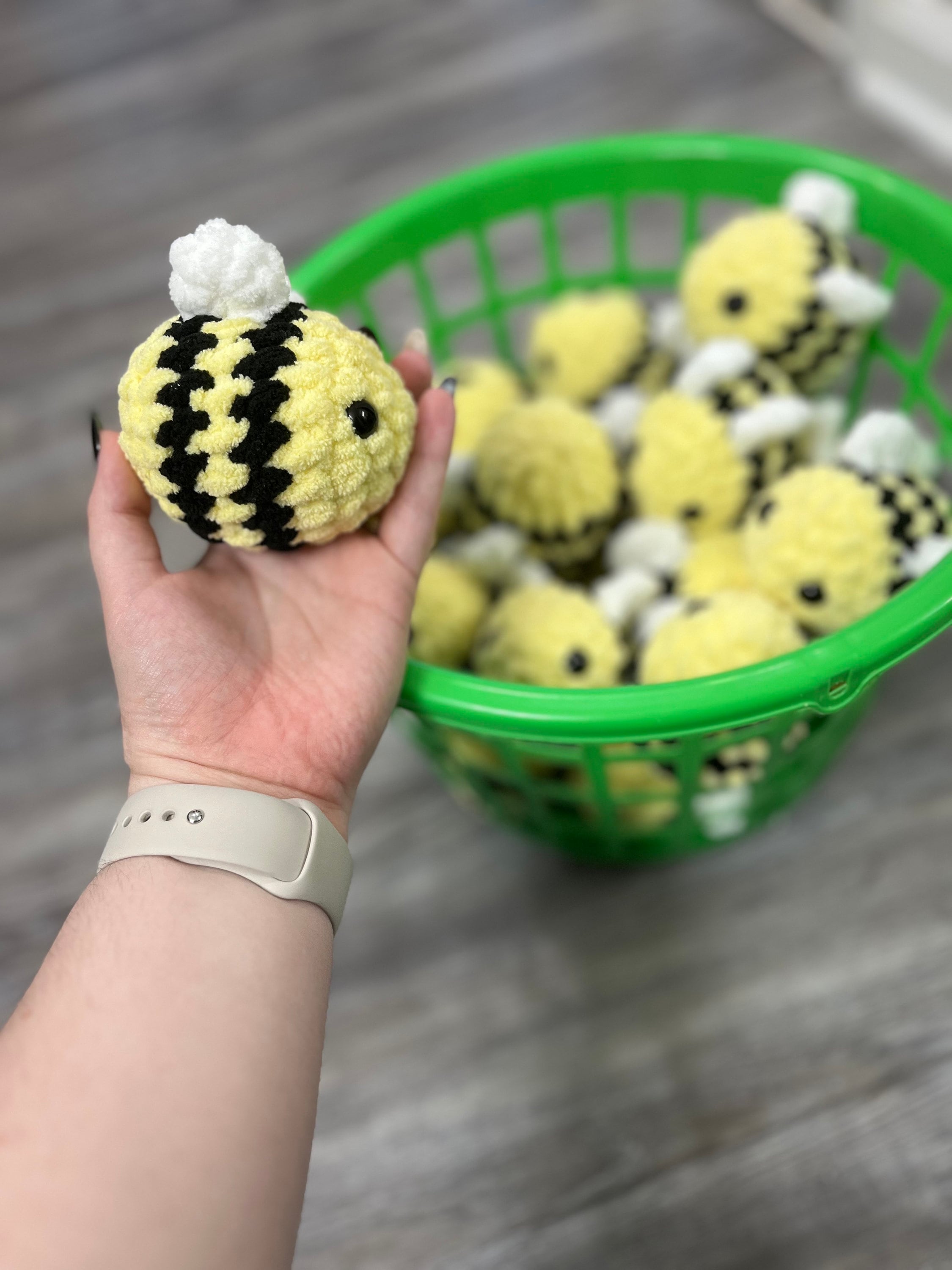 Crochet Bumble Bee, Cute Squish Amigurumi Plushie, Kawaii Stuffie ...