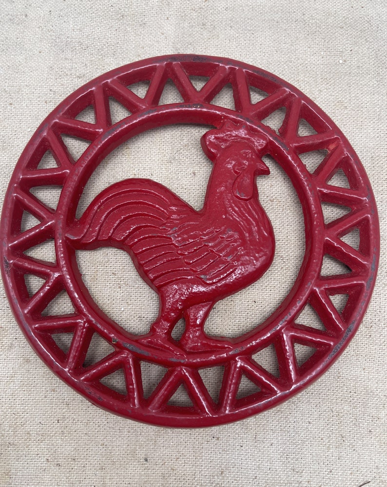 Vintage Farmhouse Cast Iron Red Rooster Trivet - Etsy
