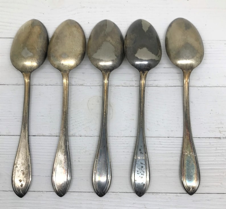 Vintage H & T Mfg. Co. International Silver Plated Big Spoons - Etsy