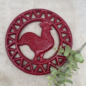 Vintage Farmhouse Cast Iron Red Rooster Trivet - Etsy