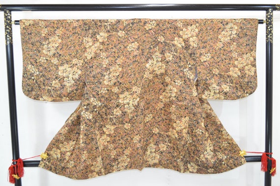 Luscious Cherry Blossoms Over Snow Storm Silk-wool Haori | Etsy